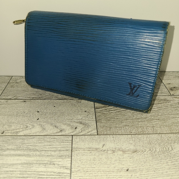 Louis Vuitton | Bags | Authentic Louis Vuitton Wallet Blue Epi | Poshmark